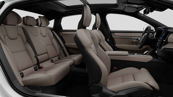 볼보 S90 런치 에디션 출시…50대 한정, 가격은 7390만원